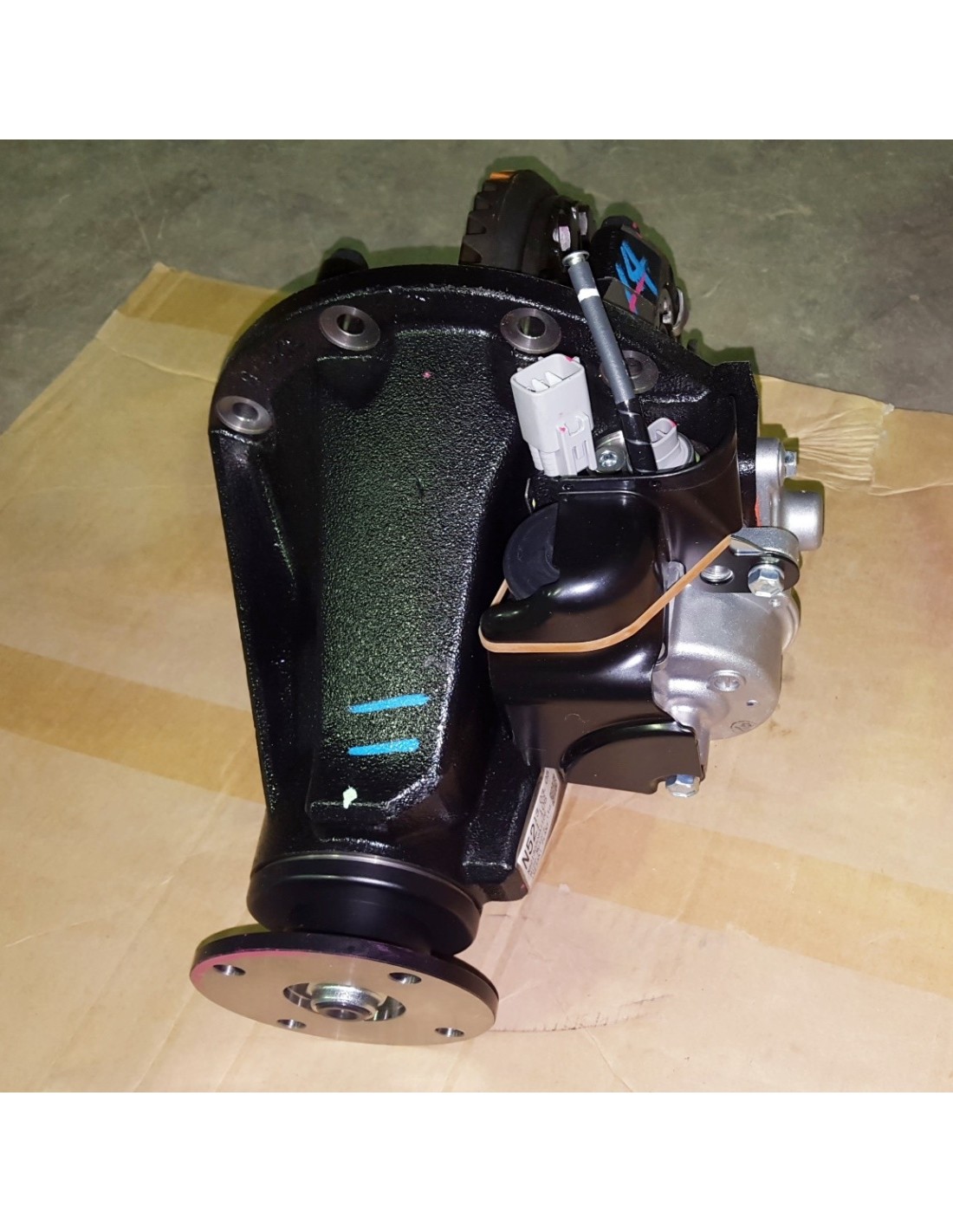 COMPLETE REAR DIFFERENTIAL J12/HILUX (43/11 WITH LOCK) ORIGINAL TOYOTA ...