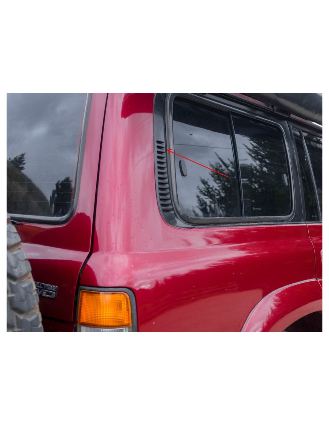 REAR RIGHT VENT (FIXED) ORIGINAL TOYOTA LAND CRUISER J8