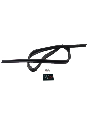 SLIDING RUBBER FOR REAR RIGHT DOOR OF J10 TOYOTA LAND CRUISER, ORIGINAL.