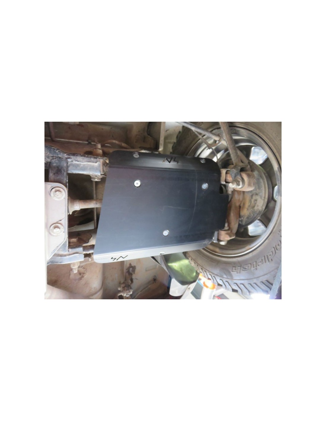 PROTECTION FOR REAR TRIANGLES DACIA DUSTER N4-OFFROAD